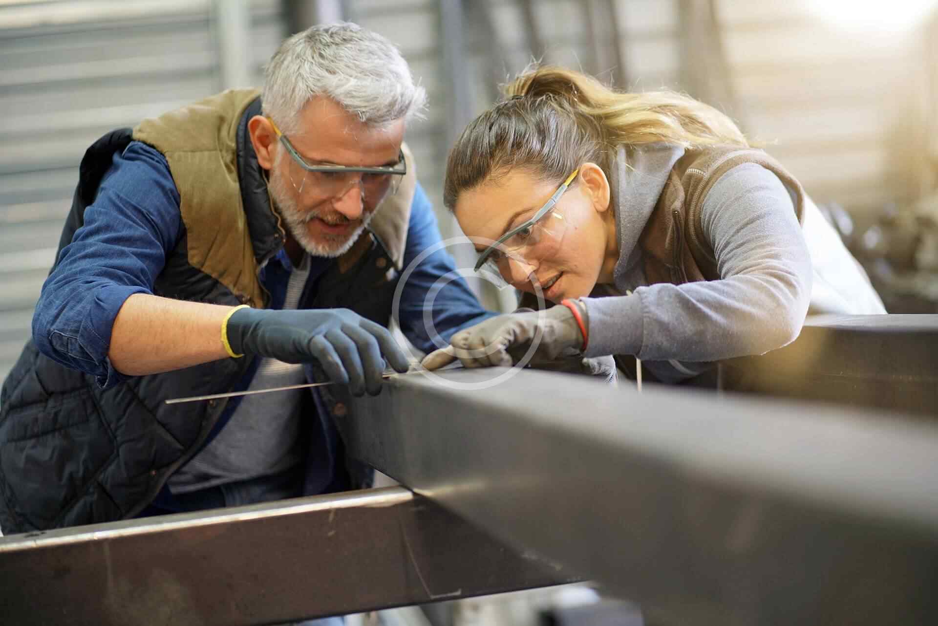 The quality assurance at a metallurgic plan – Max Machinery Industry